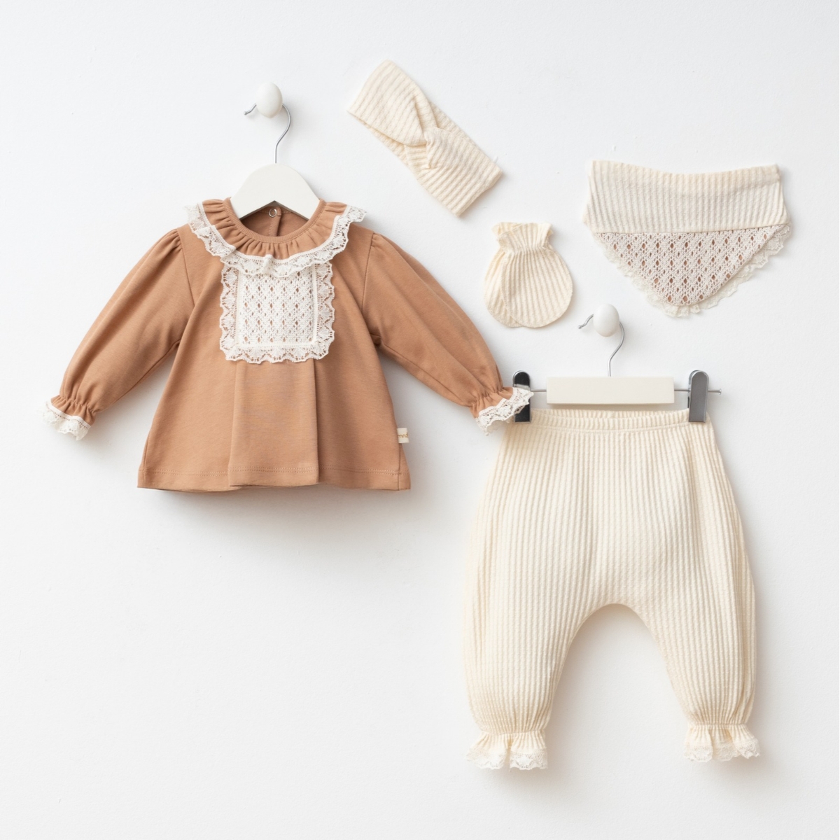 MİNİZEYN KIZ 0-3 AY BARBARA BEBEK 5Lİ SET Toptan Bebe Giyim